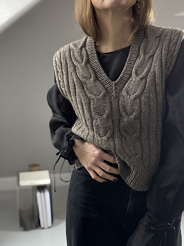 Ravelry: Tulip Loop Vest pattern by Other Loops_