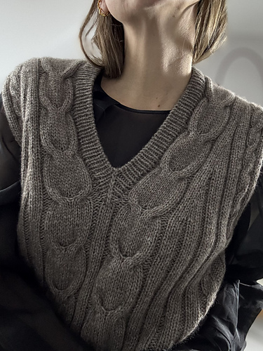 Ravelry: Tulip Loop Vest pattern by Other Loops_