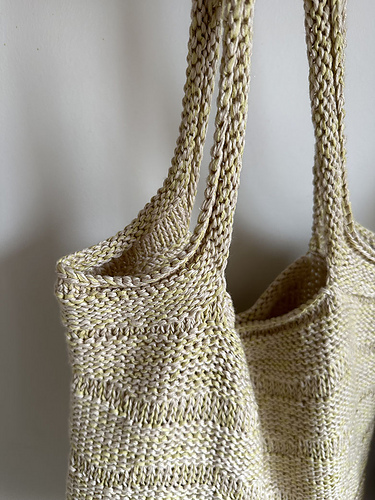 Ravelry: Tide Loop Bag pattern by Other Loops_