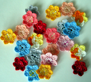 Ravelry: Button Flower Pattern pattern by Hillaury McShane