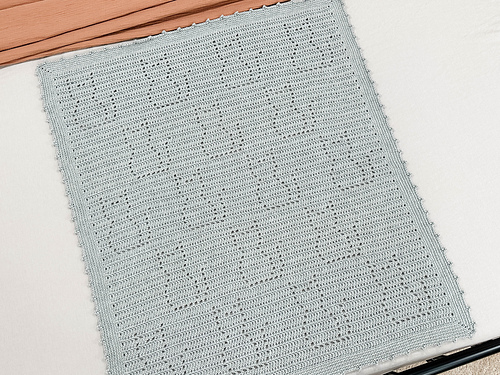 Ravelry: Cat Blanket | Figaro pattern by Owl B. Hooked