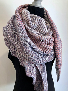 Ravelry: Spring Taper pattern by Peta Shearer