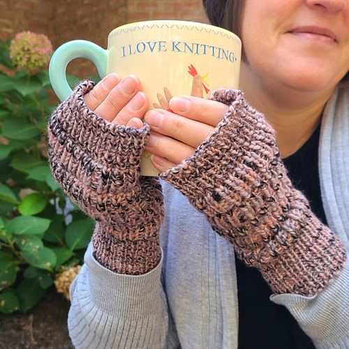Ravelry: Puff Cuffs pattern by Shana S. Cohen