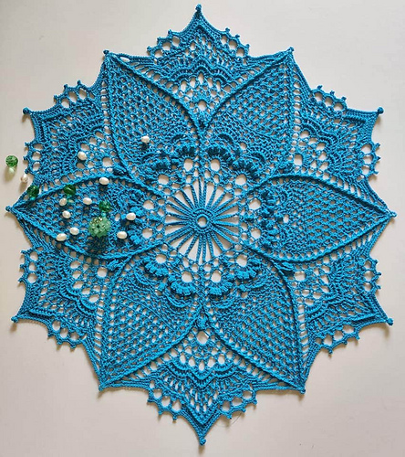 Ravelry: Pamela's Garden & Lil' Pam pattern by Patricia Kristoffersen
