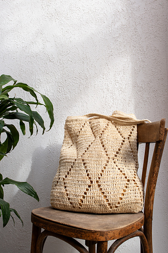 Ravelry: DIAMONDS BAG large pattern by PLEXTO