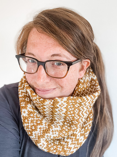 Ravelry: Basic Doodle (Infinity Cowl) pattern by Jamie Lomax