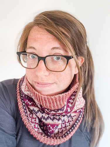Ravelry: Basic Doodle (Standard Cowl) pattern by Jamie Lomax