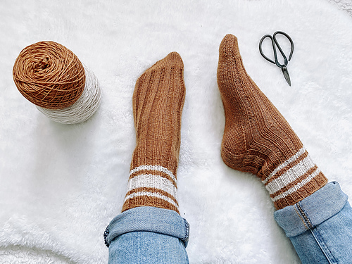 Ravelry: Bennet Socks pattern by Pacific Knot