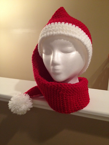 Ravelry: Extra Long Santa Hat pattern by Pamela Bastian