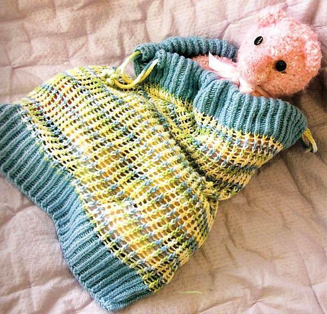 Ravelry: Toy Bag pattern by Shannon Erling