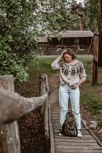 Ravelry: Bear yoke sweater adult pattern by Yana Markevich