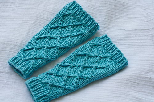 Ravelry: Baby's Diamond Legs pattern by Lisa K. Ross