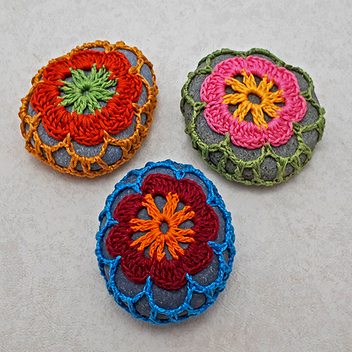 Ravelry: Colorful Crocheted Rocks pattern by Patricia Fentie