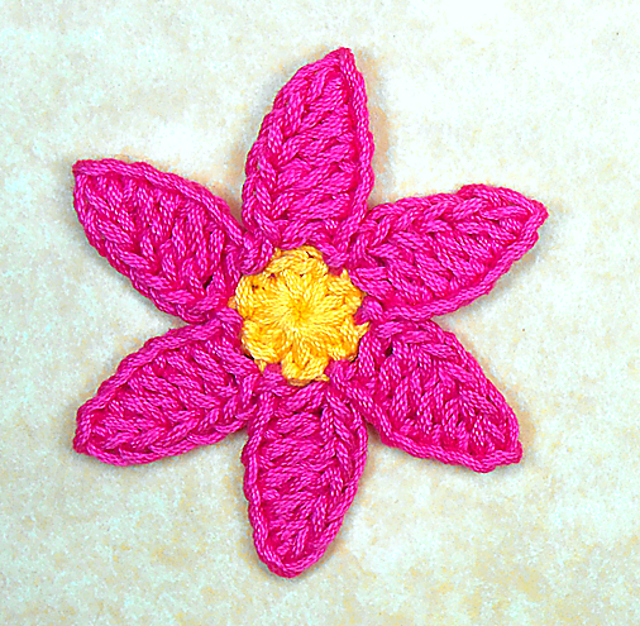 Ravelry: Six Petal Flower (size:medium) pattern by Edgar Gonzalez (Garo)