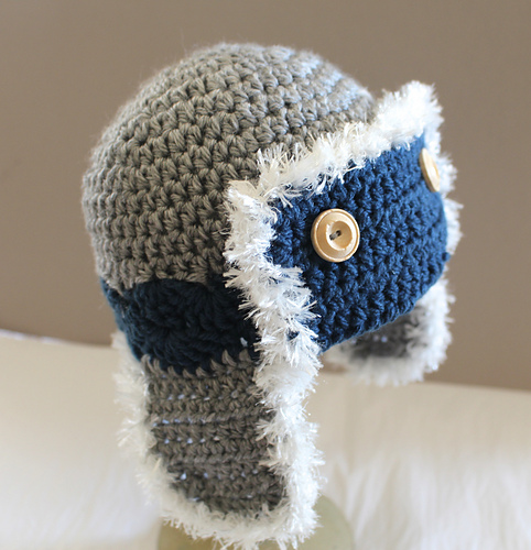 Ravelry: Chameleon Hat - Friendly Skies 14-132 pattern by Maria Bittner