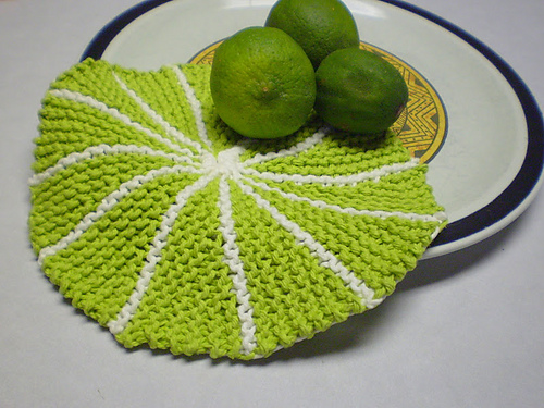 Ravelry: Citrus Slice Dishcloth #785 pattern by Bernat Design Studio