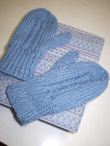 Ravelry: 6 Year Old Mittens #107-B pattern by Nell Armstrong