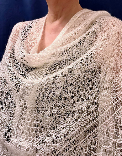 Ravelry: Lucente Stella pattern by Paula Kibildis