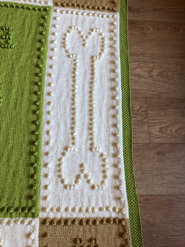 Ravelry: Dog Blanket Knit Bobbles pattern by Peach. Unicorn