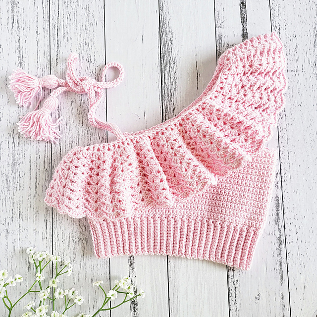 Ravelry: Isabella Crop pattern by Peach&Paige Designs