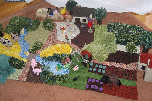 Ravelry: The Knitted Farmyard pattern by Hannelore Wernhard