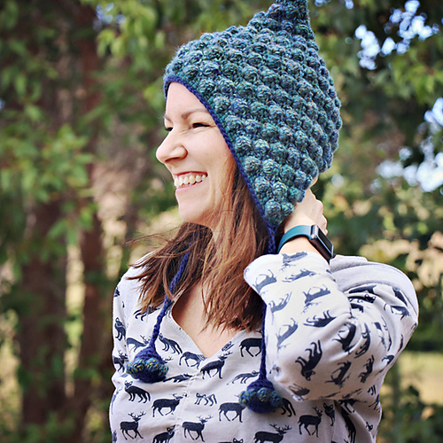 Ravelry: Pixie Hood beanie pattern by Peppergoose (Susannah Kate)