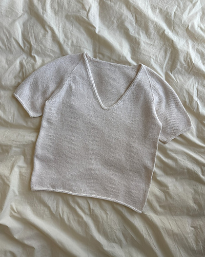 Ravelry: Cumulus Tee pattern by PetiteKnit