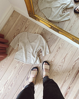 Ravelry: Cumulus Tee pattern by PetiteKnit