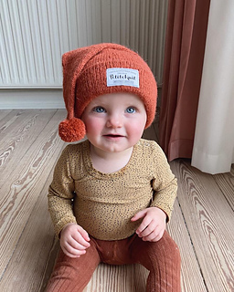 Ravelry: Oslo Hat – Christmas Edition pattern by PetiteKnit