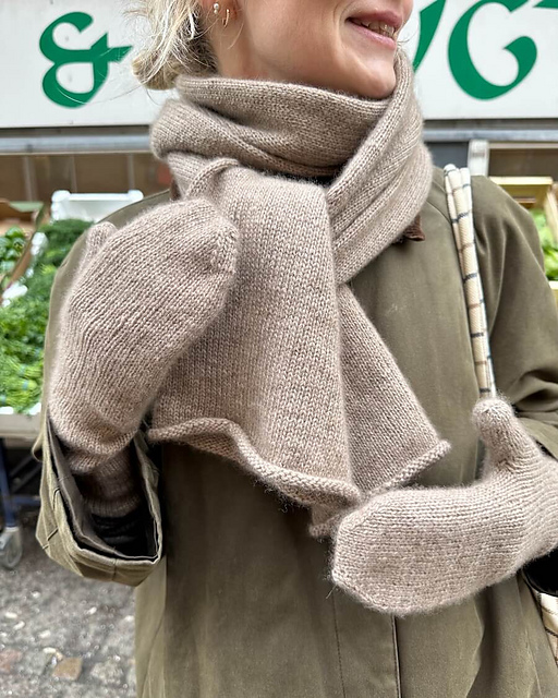 Ravelry: Vienna Set pattern by PetiteKnit