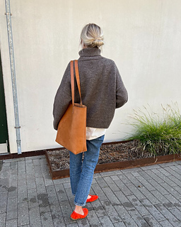 Ravelry: Chestnut Sweater pattern by PetiteKnit