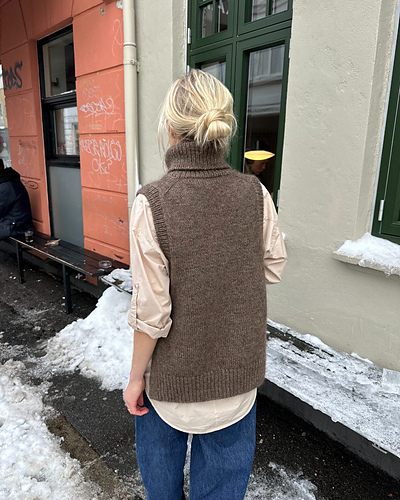 Ravelry: Lulu Slipover - Chunky Edition pattern by PetiteKnit