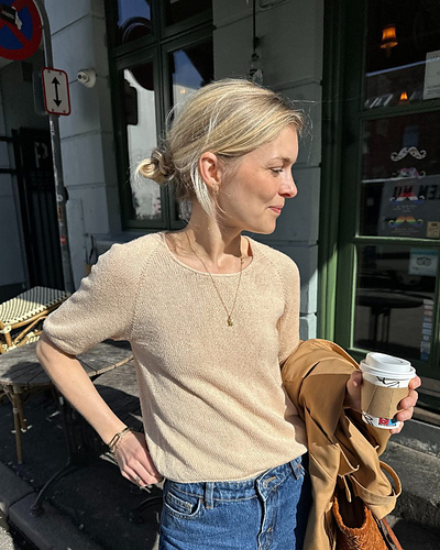 Ravelry: Cumulus Tee O-neck pattern by PetiteKnit