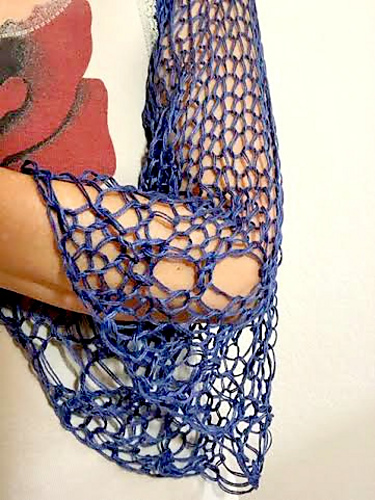 Ravelry: Keelee Shrug pattern by Petra Breakstone