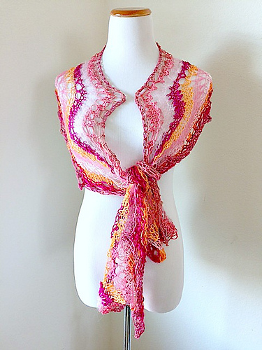 Ravelry: Candy Wrapper pattern by Petra Breakstone