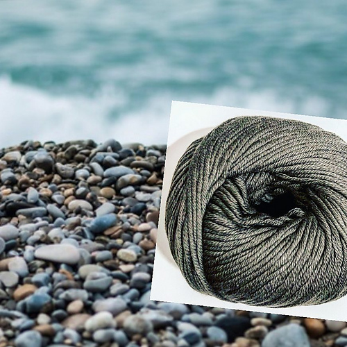 Ravelry: Stone Square pattern by Petra Breakstone