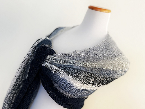 Ravelry: Meehan shawl pattern by Petra Breakstone