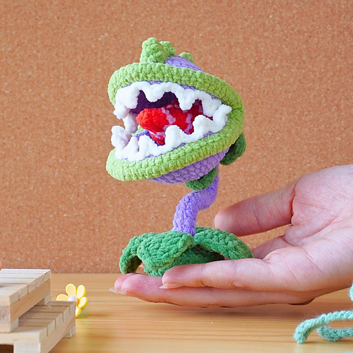 Ravelry: Chomper Amigurumi pattern by Phoa Crochet