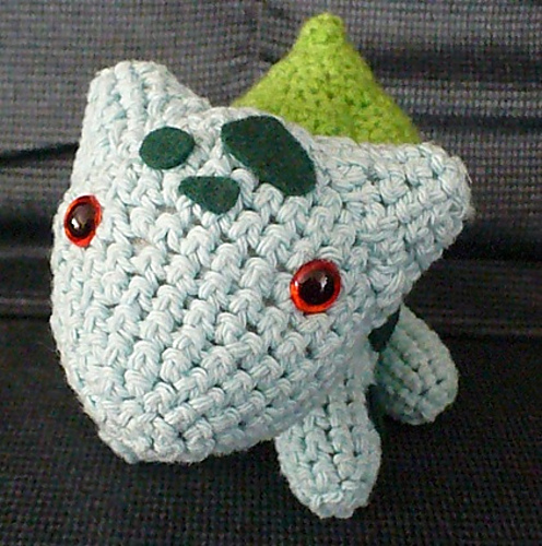 Ravelry: Bulbasaur Amigurumi Pattern pattern by Heather Vandermeer