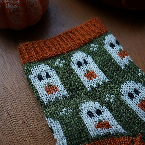 Ravelry: Haunted Harvest Ghost Socks pattern by Sarah Jackson - Knitt ...
