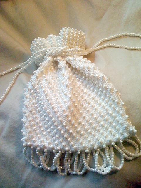 Ravelry: Beaded Wedding Purses pattern by Beth Walker-O'Brien