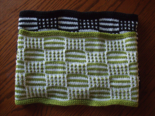 Ravelry: Retrograde pattern by Phyll Lagerman