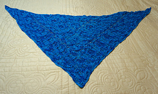 Ravelry: PiggyWiggy96's Esmera Shawl in Peacock colors