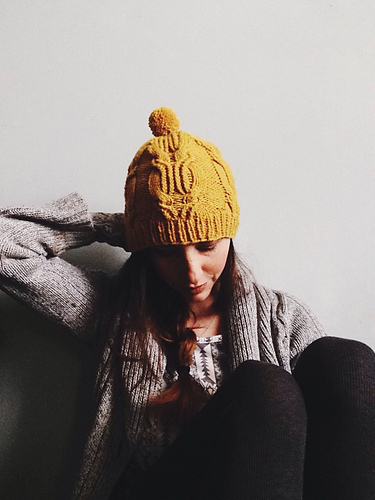 Ravelry: Catena Hat & Cowl pattern by Courtney Spainhower