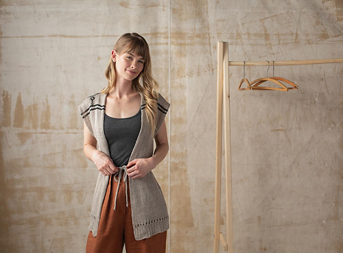 Ravelry: Isla Vest pattern by Courtney Spainhower