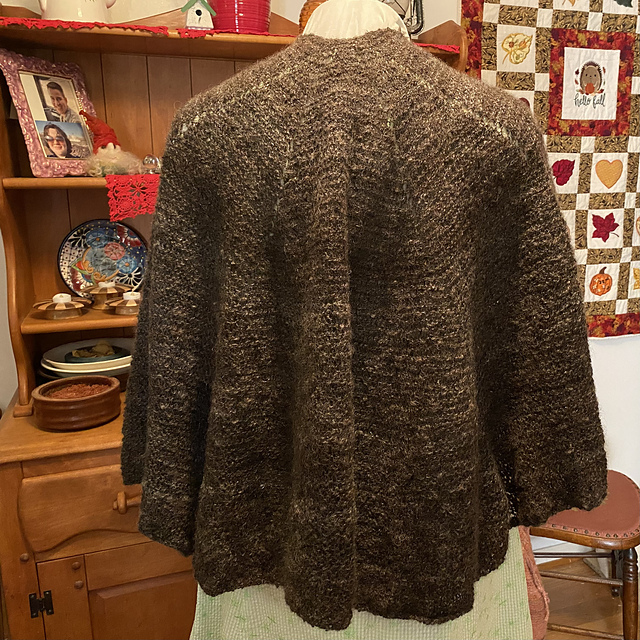 Ravelry: Chilly Breeze Capelette pattern by Pioneerlady