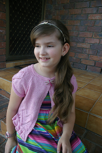 Ravelry: a little love, a girly shrug... pattern by the barbarian horde