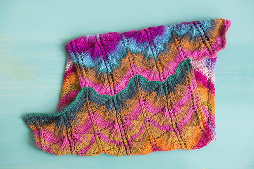 Ravelry: One Cowl Three Ways pattern by Jacqueline van Dillen