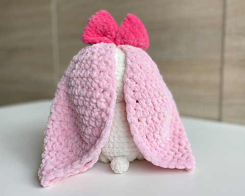 Ravelry: Bunny with Huge ears pattern by Marina Emelianova