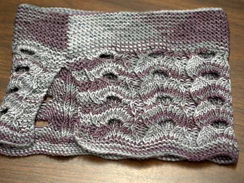 Ravelry: F773 Split Cowl pattern by Vanessa Ewing